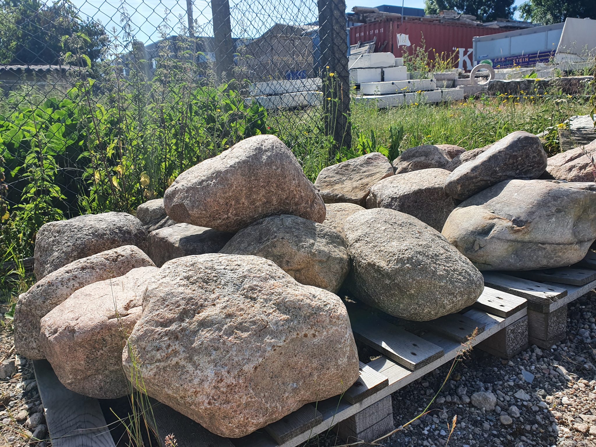 Feldstein Findling - Naturstein Centrum LPM