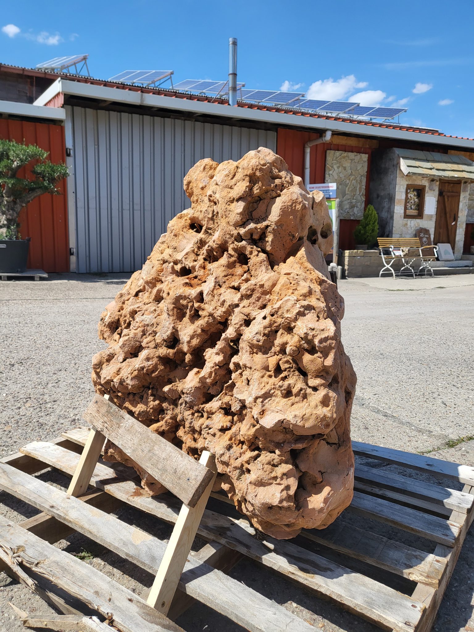 Olympus Findling Lochgestein - Naturstein Centrum LPM
